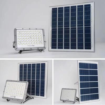 China Outdoor Solar Floodlight 200w Lens High Brightness Solar Garden Lights IP65 for sale