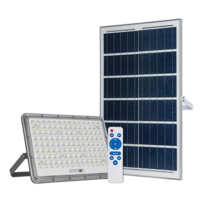 China Solar Flood Light 60w Outdoor LED Flood Lamp IP67 New Rural Lighting for sale