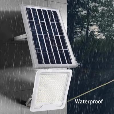 China 300w Solar Flood Light Adjustable Brightness Solar Security Flood Lights With Remote Control for sale