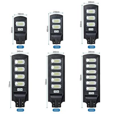 China Outdoor IP67 390*194*58 Intelligent Solar Street Light 60W Solar Powered Motion Activated Light for sale