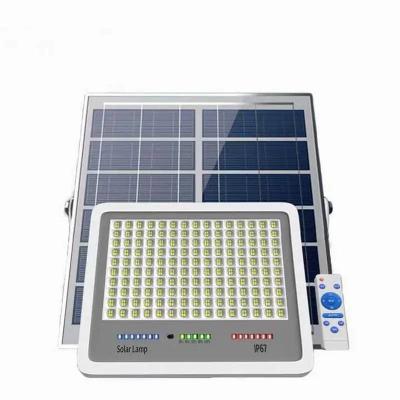 China 500W Lens Highlighting Outdoor Garden Spotlights , Solar Powered Remote Control Flood Lights for sale