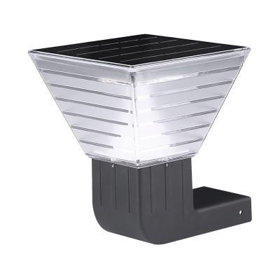 China Exterior Modern Waterproof Solar Wall Light Hotel Garden Led Ip65 Solar Wall Lamp for sale