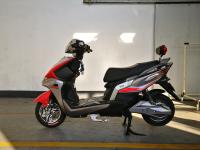 China 72v 2 Wheeled Cool Electric Bicycle Scooter 65km Drive Distance For Adults for sale