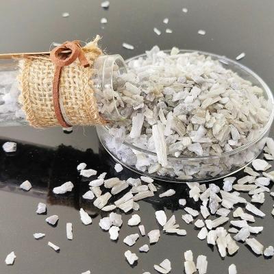 China 5-3mm Synthetic Mullite Powder for Refractory Materials with 1830°C Melting Point and 74-79% Al2O3 Content for sale
