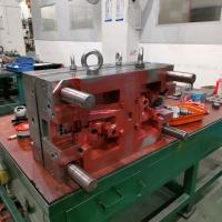 China Custom YUDO Hot Runner Plastic Injection Mold 500k Shots For Car Parts for sale
