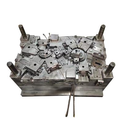 China NAK80 Customized Hot Runner Plastic Injection Tooling For Electronic Parts for sale