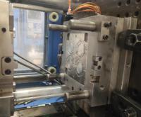 China High Precious OEM Service SKD61 Plastic Injection Mold 300000-500000 Shots For Molding Parts for sale