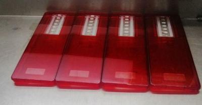 China Lamp Cover Multi - Cavity 2K Automotive Plastic Injection Molding for sale