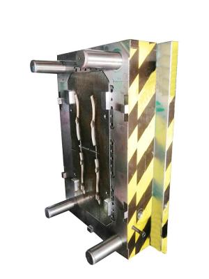China HRC48 S50C Injection Mold For PP Wood Chaff Dog Biting Toy for sale