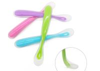 China Customize Food Grade Colorful Self Feeding Training Spoon For First Stage Baby for sale