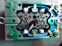China Mini Auto PP Plastic Ashtray S136 Hot Runner Injection Mold for sale
