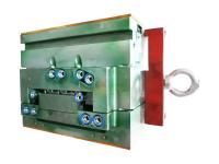 China PP ABS Roof Rack Bracket 300S HRC45 HASCO Injection Mould for sale