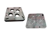 China DME Hot Runner 4 Cavities 100k Shots Plastic Injection Mould for sale