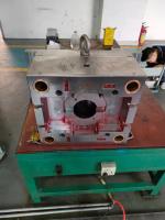 China Texture SKD61 Multi Cavity Injection Moulding For Submarine Gate for sale
