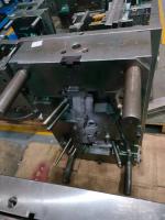 China Multi Cavity Automotive Plastic Injection Molding For Auto Spare Parts for sale