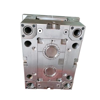 China Custom S136 Injection Tooling Auto Spare Part With Paiting Surface for sale