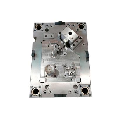 China OEM 20 - 60 HRC Multi Cavity Plastic Injection Mold for sale