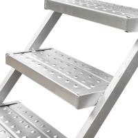 China Lightweight Silver Scaffolding Climbing Ladders with 50cm Step Width for sale