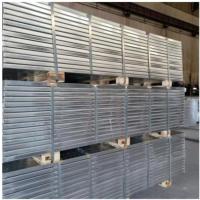 China Thickness Of Scaffolding Pipe 25mm 40mm Scaffolding Plank Rounded Square Edge Type Strong Durable Work Scaffold Platform for sale