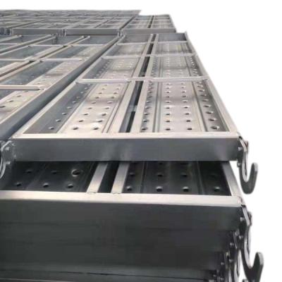 China Osha Planks, Heavy‑Duty Perforated Metal Scaffold Decks for Ringlock Scaffolding Commercial Building Construction Projects BYTHAI for sale