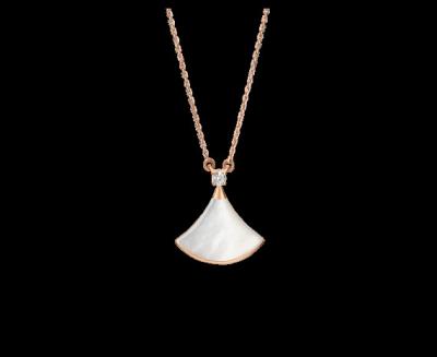 China DIVAS’ DREAM necklace in 18 kt pink gold with mother of pearl and pavé diamonds. Ref. 350062 CL856960 for sale