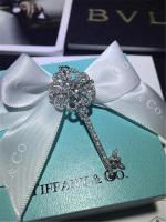China diamonds of  sakura key 18kt gold  with yellow gold or white gold or pink gold for sale