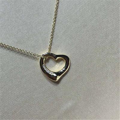 China diamonds of  love  necklace 18kt gold  with yellow gold or white gold or pink gold for sale