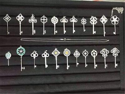 China diamonds  key 18kt gold  with yellow gold or white gold or pink gold for sale