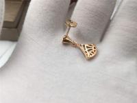 China DIVAS'DREAM earrings in 18 kt white gold with mother of pearl and diamonds for sale