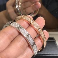 China Popular Beautiful Gorgeous Factory Made 18k Car Tier Yellow/White/Rose Gold And Natural Diamonds LOVE Bracelet for sale
