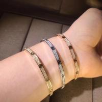 China High Quality Fashion Fine Jewelry Pure 18k Real Gold And Natural Vs Diamonds LOVE Bracelet, Small Model Paved for sale