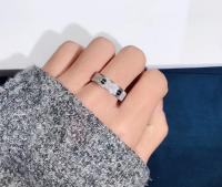 China Factory Custom Fine Jewelry 18k White Gold Natural Vs Diamond Jewelry Car Tier LOVE Ring, Diamond-Paved, Ceramic for sale