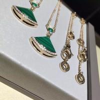 China brand  jewelry  DIVA diamonds necklace in 18 kt pink gold  Also available in white and yellow gold for sale