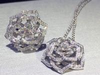 China Piaget brand jewelry Rose ring in 18K white gold set with 143 brilliant-cut diamonds (approx. 1.20 ct). for sale
