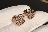 China Piaget brand jewelry 18kt  Rose earrings in 18K rose gold set with 2 brilliant-cut diamonds (approx. 0.01 ct). for sale