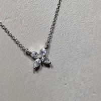 China Piaget brand jewelry necklace  18kt gold for sale