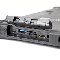 China IP65 Rugged Industrial Tablet Computer with 10.1-inch FHD Screen, Intel Core i5-8250U Processor, and -20°C to 60°C Operating Range for sale