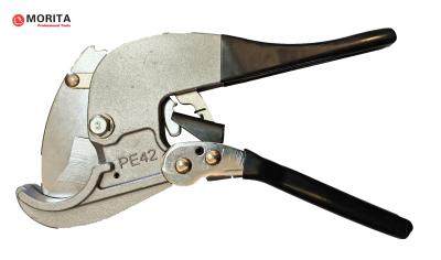 China Plastic Pipe Cutter 42mm Aluminum Alloy Body Gcr15 Blade Ratchet Design PVC Pipe Shears for sale