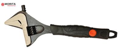 China Extra Wide Jaw Adjustable Pipe Wrench CR-V Steel 6-12 Inch Sizes with Metric Graduation and Soft Grip Handle for sale