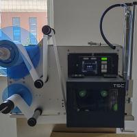 China Industrial Automatic Label Printer Applicator 300dpi 356mm/s 15-25pcs/min for sale