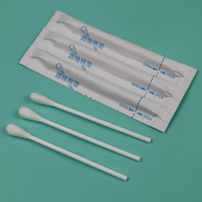 China Plastic Handle Pre-Wet Qtips Medical Cotton Bud Swab Applicator With Alcohol for sale