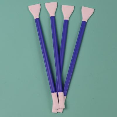 China Individual Wrapped Blue Stick Double Ended Camera Cleaning Swab Microfiber Sensor Swab APS-C for sale