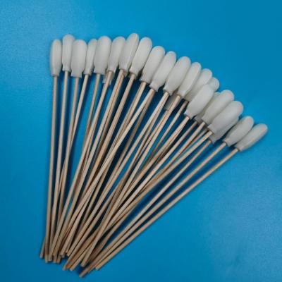 China 720 High Absorbency Foam Cover Cotton Cleanroom Swab for Lab Lint ree Sponge Foam Swab with Wooden Stick for sale