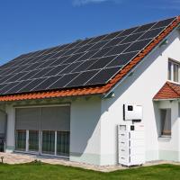 China Home Solar System with 5kw off Grid and 10kwh Wall Mount Lithium Battery Grade a CAN Communication Port for sale
