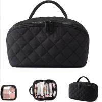 China Quilted Cosmetic Bag High Quality Travel Toiletry Bag Portable Storage Bag for sale