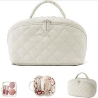China Quilted Cosmetic Bag High Quality Travel Toiletry Bag Portable Storage Bag for sale