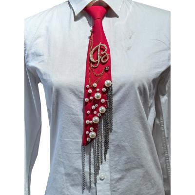 China Wholesale Letter B Pearl Brooch Necktie Handmade Faux Pearl Alphabet Pin with Iron Chain Tassel Decorative Polyester Tie for Women (Red) for sale