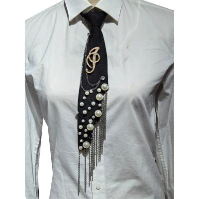 China Wholesale Letter I Pearl Brooch Necktie Handmade Faux Pearl Alphabet Pin with Iron Chain Tassel Decorative Polyester Tie for Women (Black) for sale