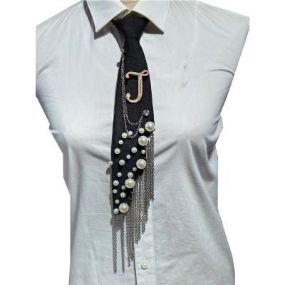 China Wholesale Letter J Pearl Brooch Necktie Handmade Faux Pearl Alphabet Pin with Iron Chain Tassel Decorative Polyester Tie for Women (Black) for sale