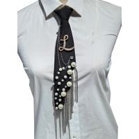 China Wholesale Letter L Pearl Brooch Necktie Handmade Faux Pearl Alphabet Pin with Iron Chain Tassel Decorative Polyester Tie for Women (Black) for sale